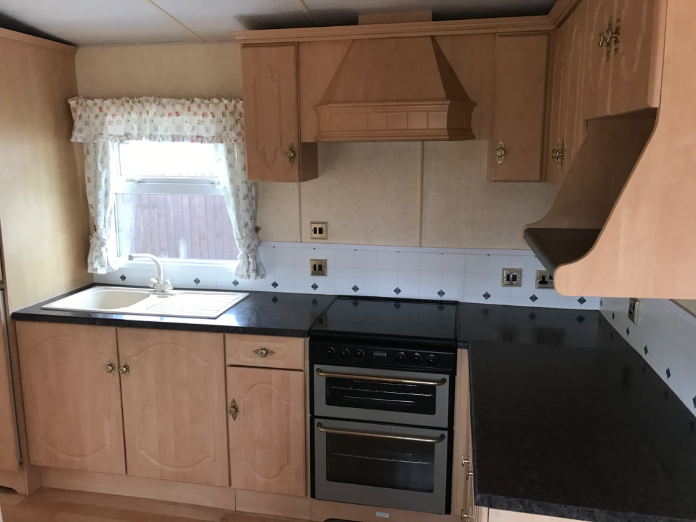 Carnaby Balmoral | Springfield Caravans